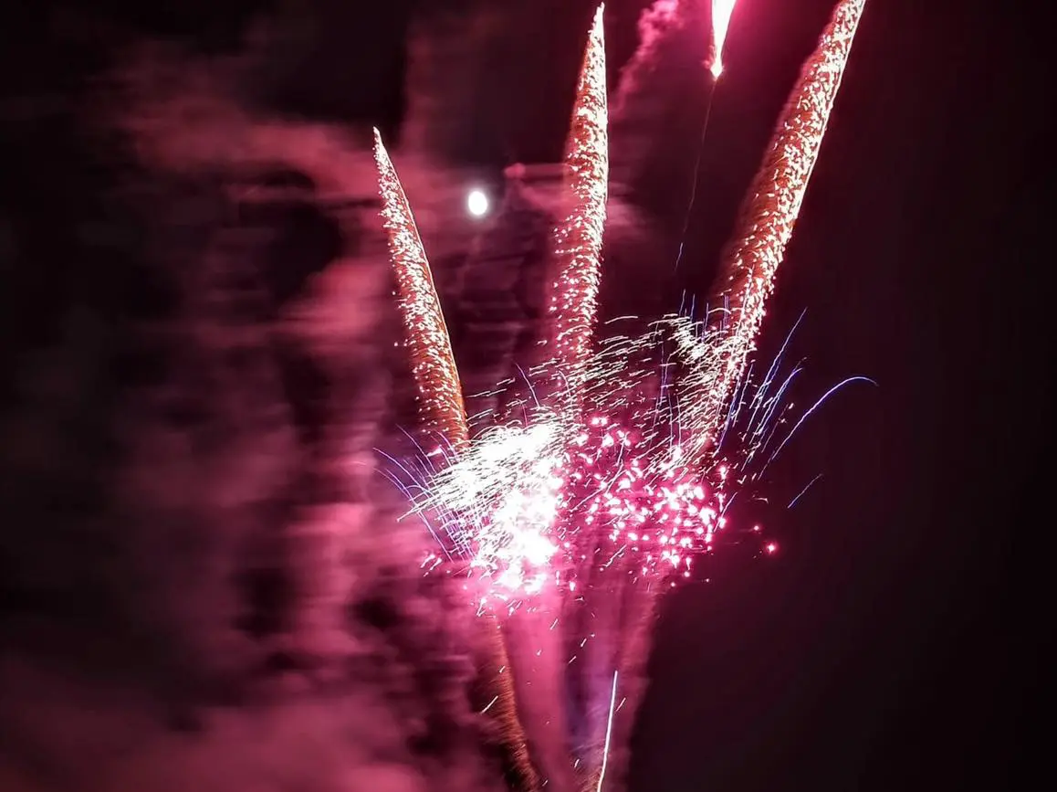 Low Noise Fireworks | Churchfields Farm